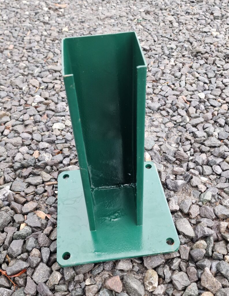 Base Plate for 100mm Gate Posts - internationalmeshgroup.com